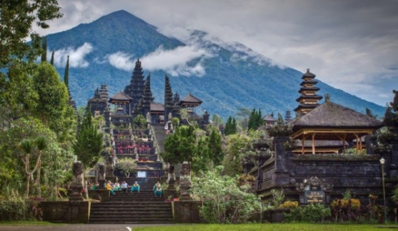 Tempio Madre di Besakih è il tempio più grande di Bali - gliamicidicoco.com